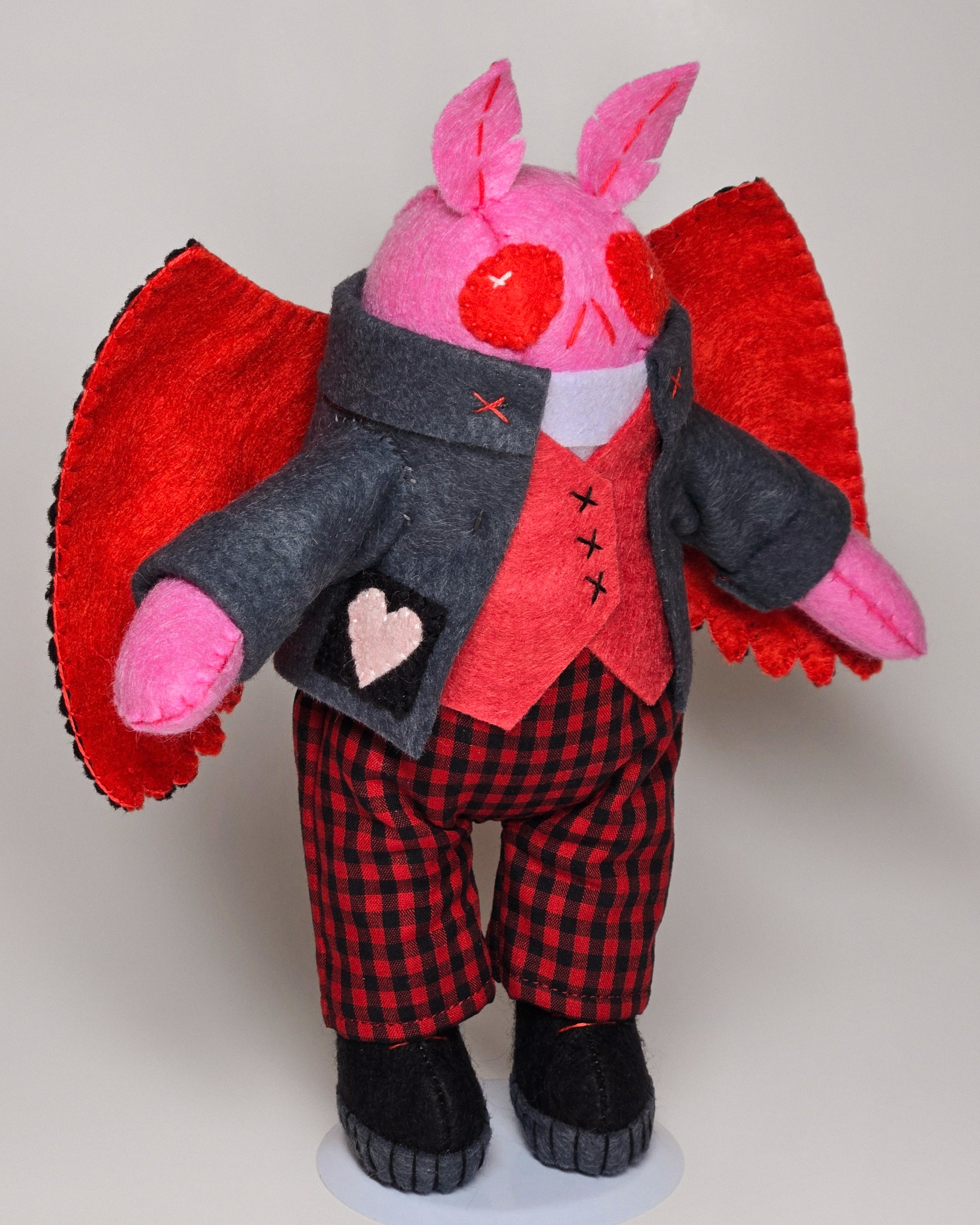 Mothman Doll (Valentine's day version) – themagicalbat